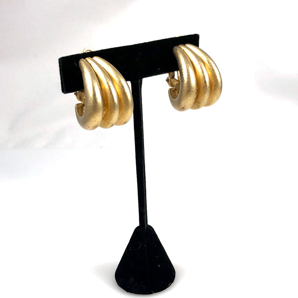 Erwin Pearl Gold Dangle Clip On Earrings – Estate Beads & Jewelry